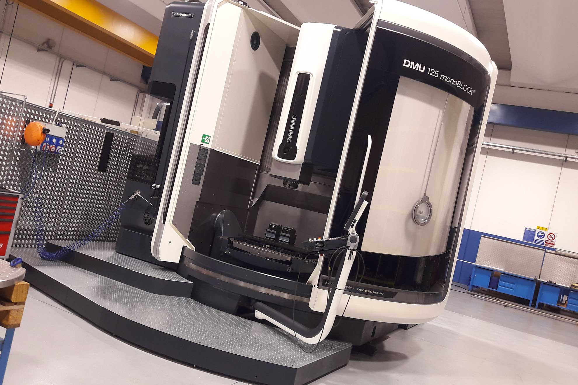 Fresatrice universale DMG DMU 125 - I.M.F. Group